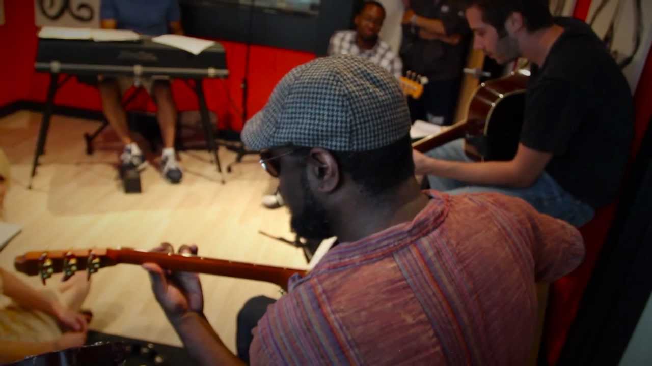 Tommy Sims - It Don't Matter - YouTube