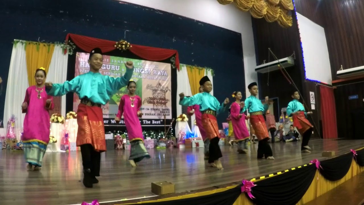 TARIAN JOGET RAYA (SKAA) - YouTube
