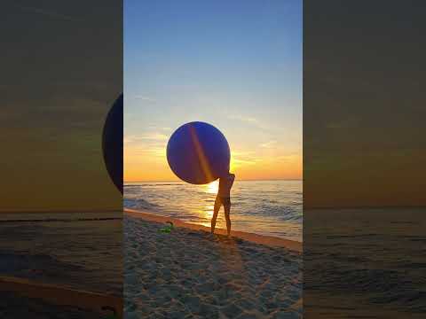 Climb in 72 Inch Balloon Purple