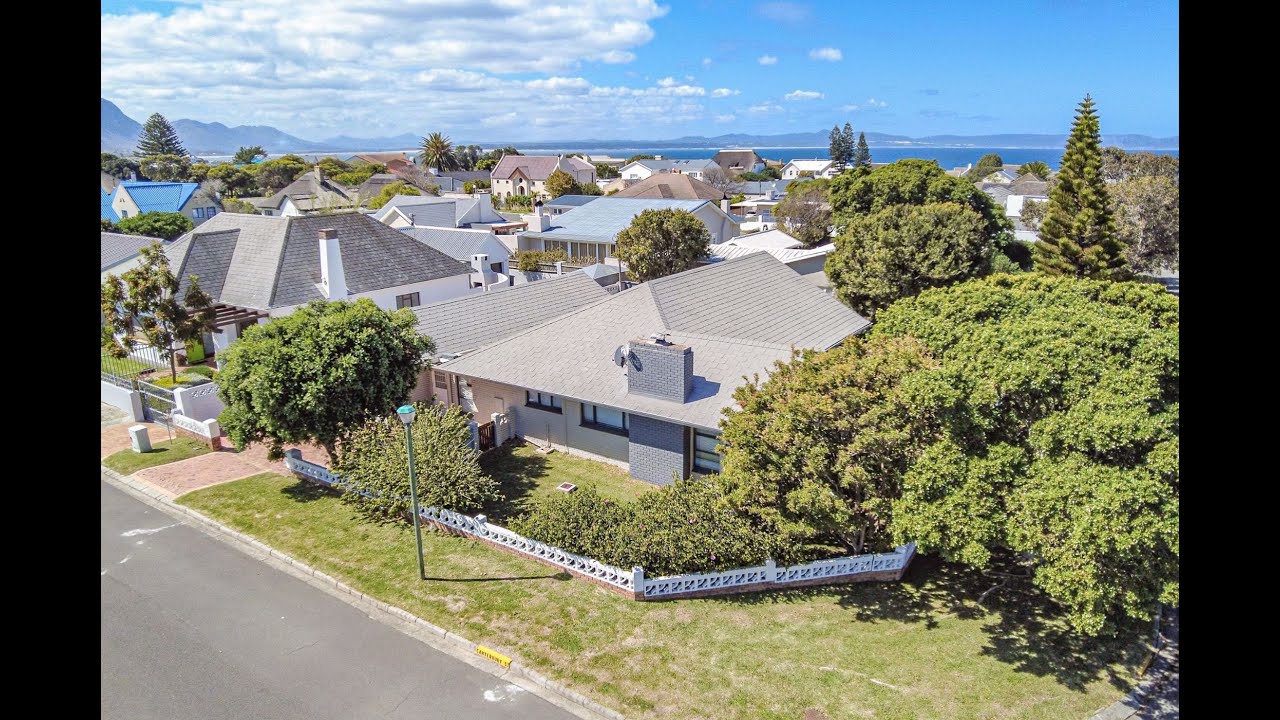 4 bedroom house for sale in Westcliff (Hermanus) | Pam Golding ...