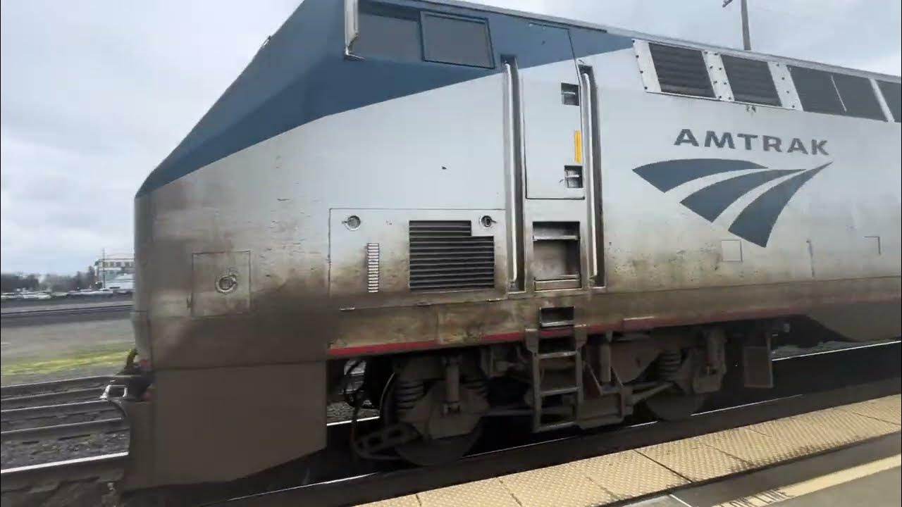 Amtrak Zephyr Train #6 Arrival and Departure in Roseville CA - YouTube