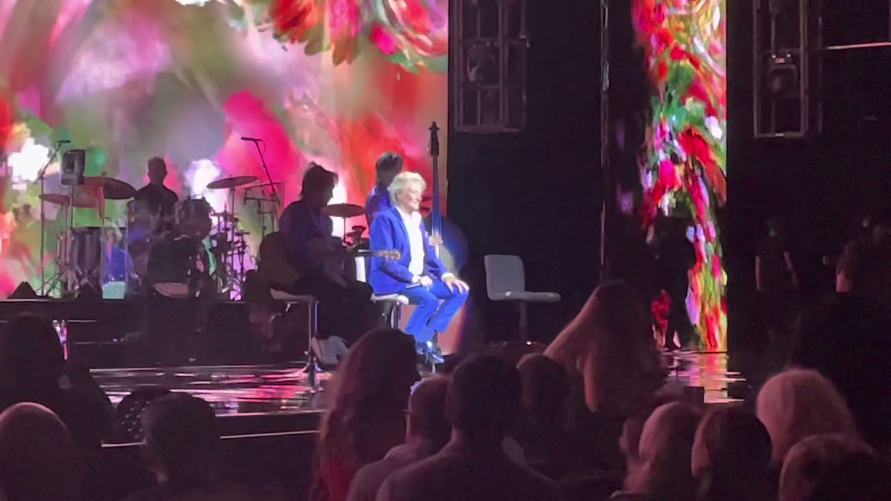 Rod Stewart Live Caesars Palace Las Vegas 10/8/21 Have I Told You ...