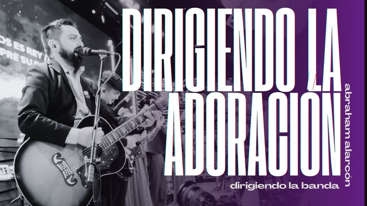 DIOS ES REY 🎤 🔥 Dirigiendo la banda en vivo desde el Centro Cristiano ...