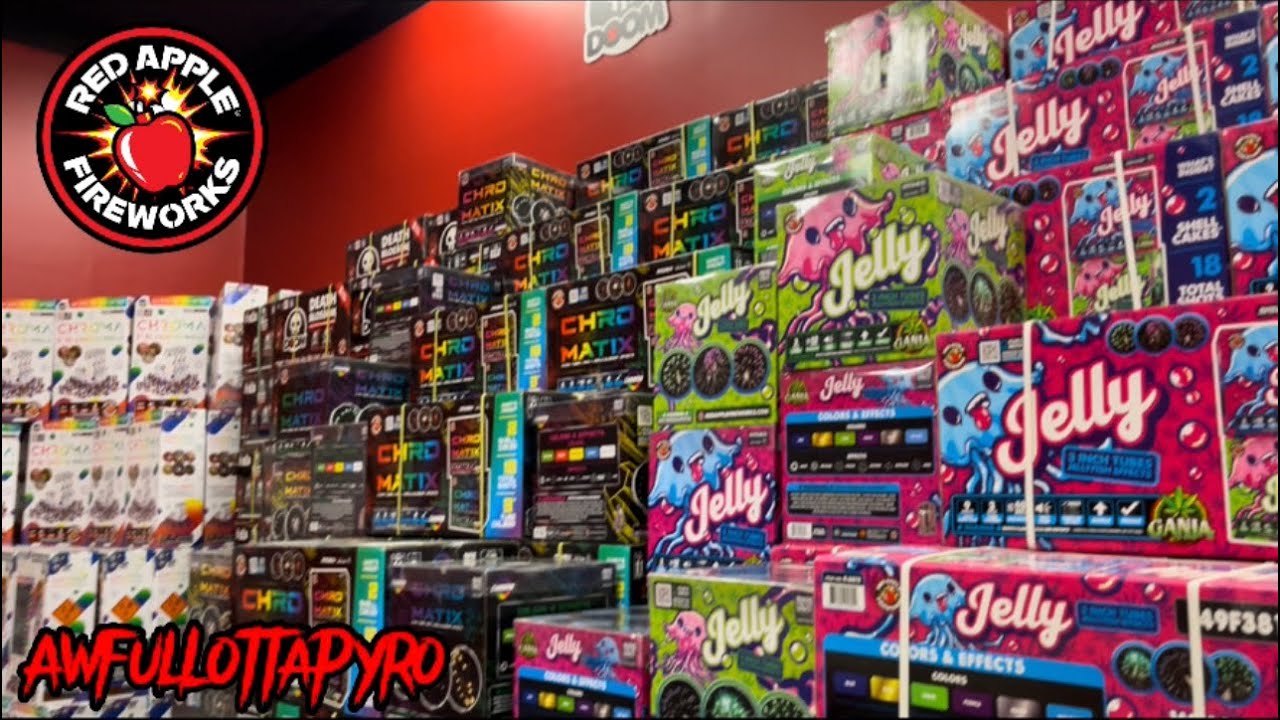 Brand New Red Apple Fireworks Store Tour In Valdosta Georgia - YouTube