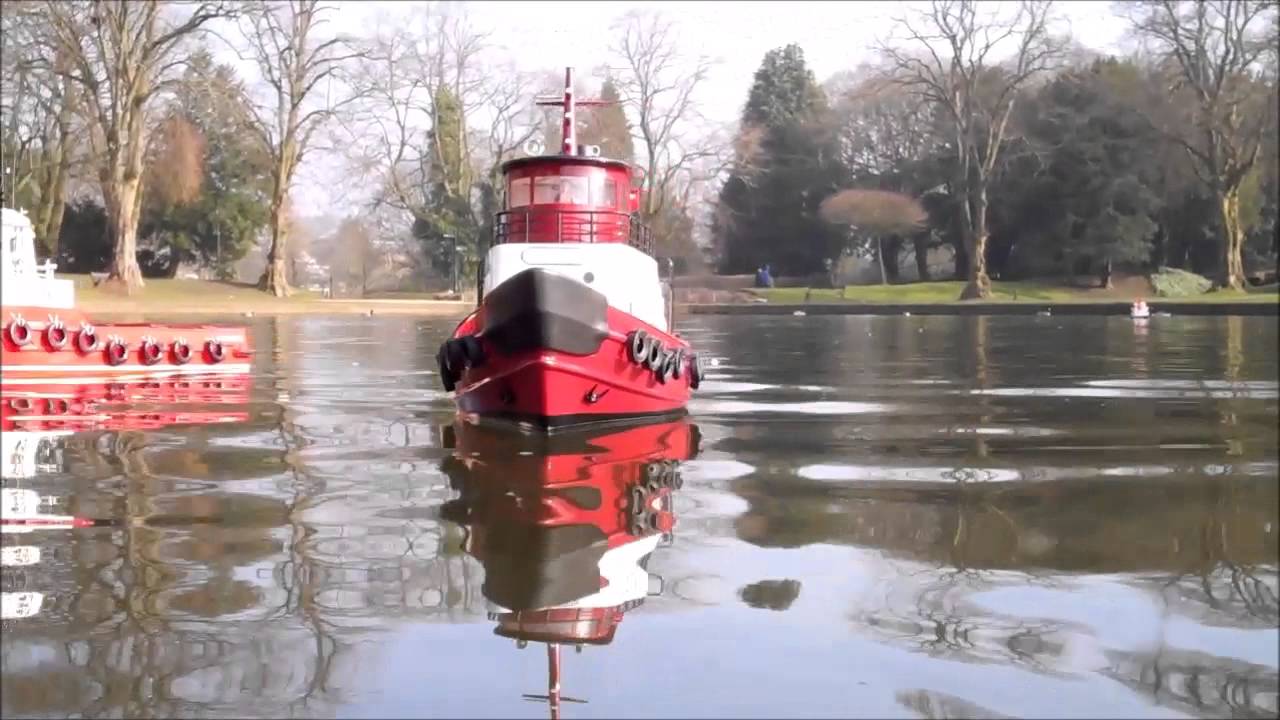 Buxton Model Boat Club 60 - YouTube