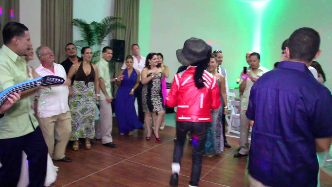 Somos Clase Aparte - YouTube