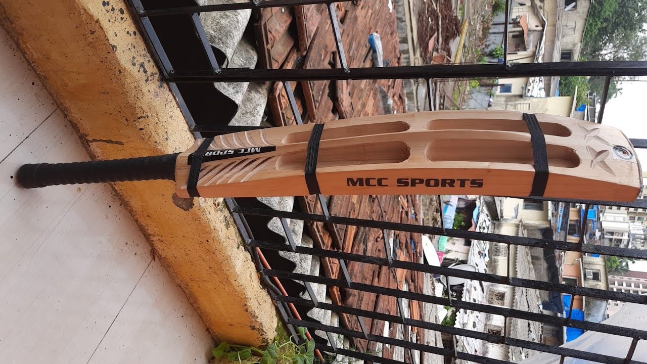 WHAT IS PLAYER EDITION BAT 🤔 ? | mcc sports | tennis bat - YouTube