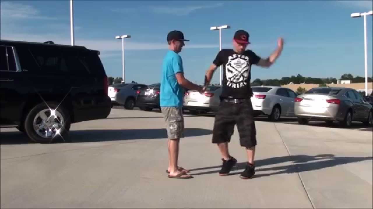 Proper and Improper Handshakes - YouTube
