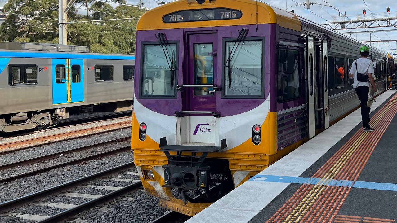 FRANKSTON to STONY POINT V/Line Sprinter Train Trip 2023 Pt 1 - YouTube