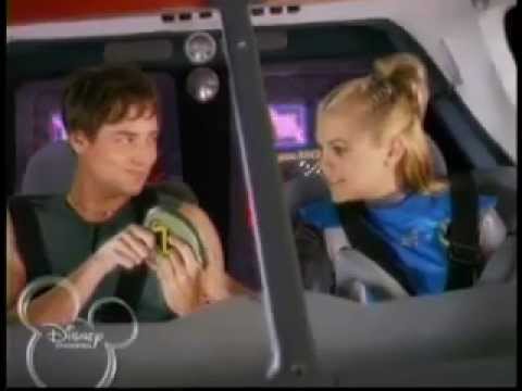 Raven-Symone in "Zenon Z3" (2004) - YouTube