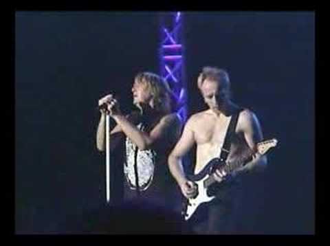 Def Leppard - 08 - Long Long Way To Go(electric) (live 2003) - YouTube