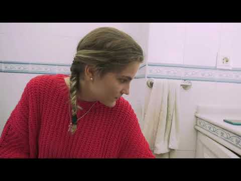 MENUDA MIERDA (cortometraje)