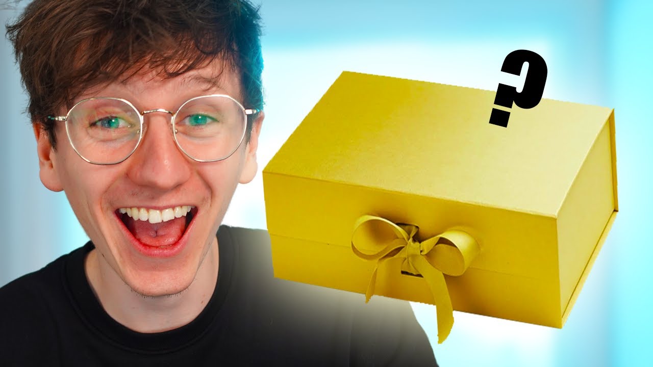 Unboxing a MYSTERY Youtube Award - YouTube