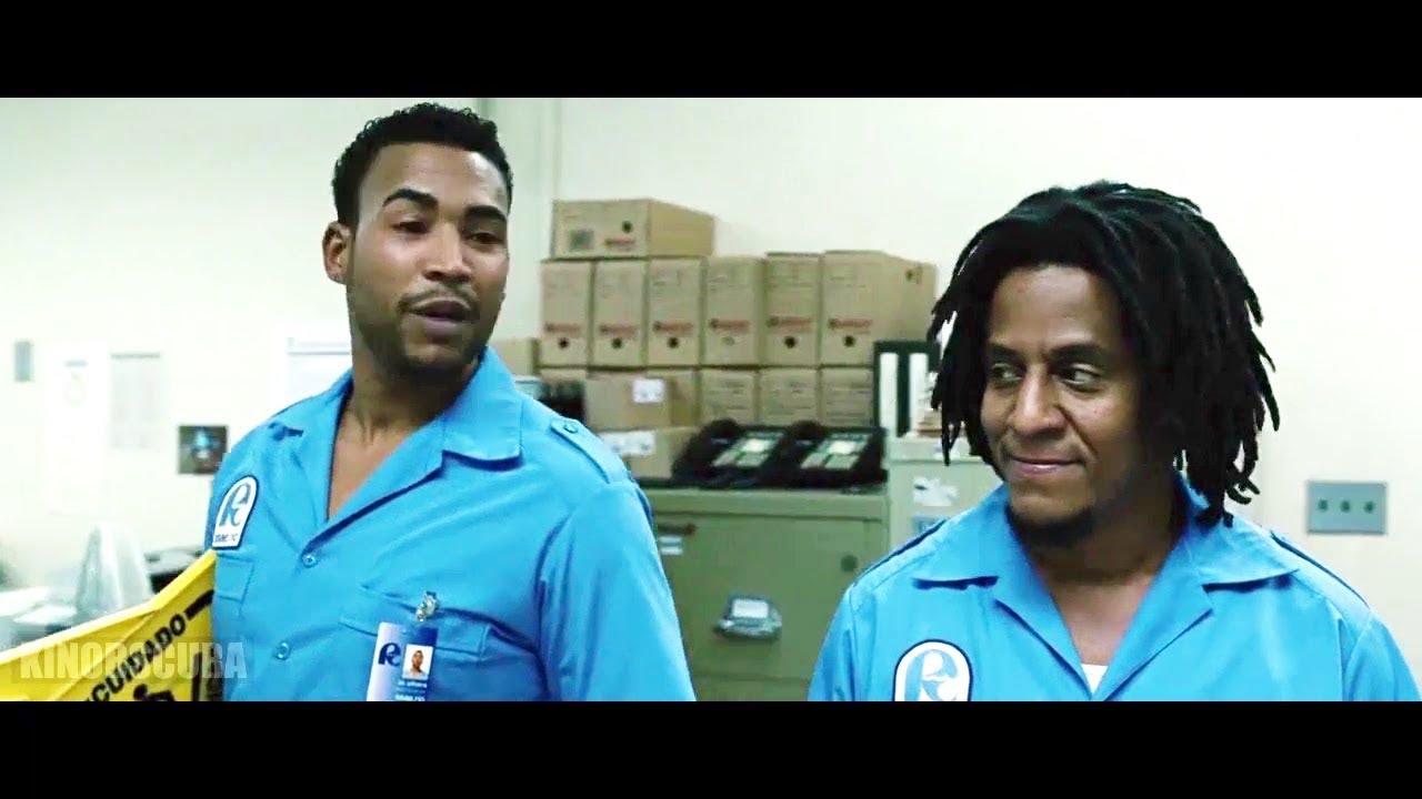 Fast Five (2011) - Bombing the Police Station Toilet - YouTube