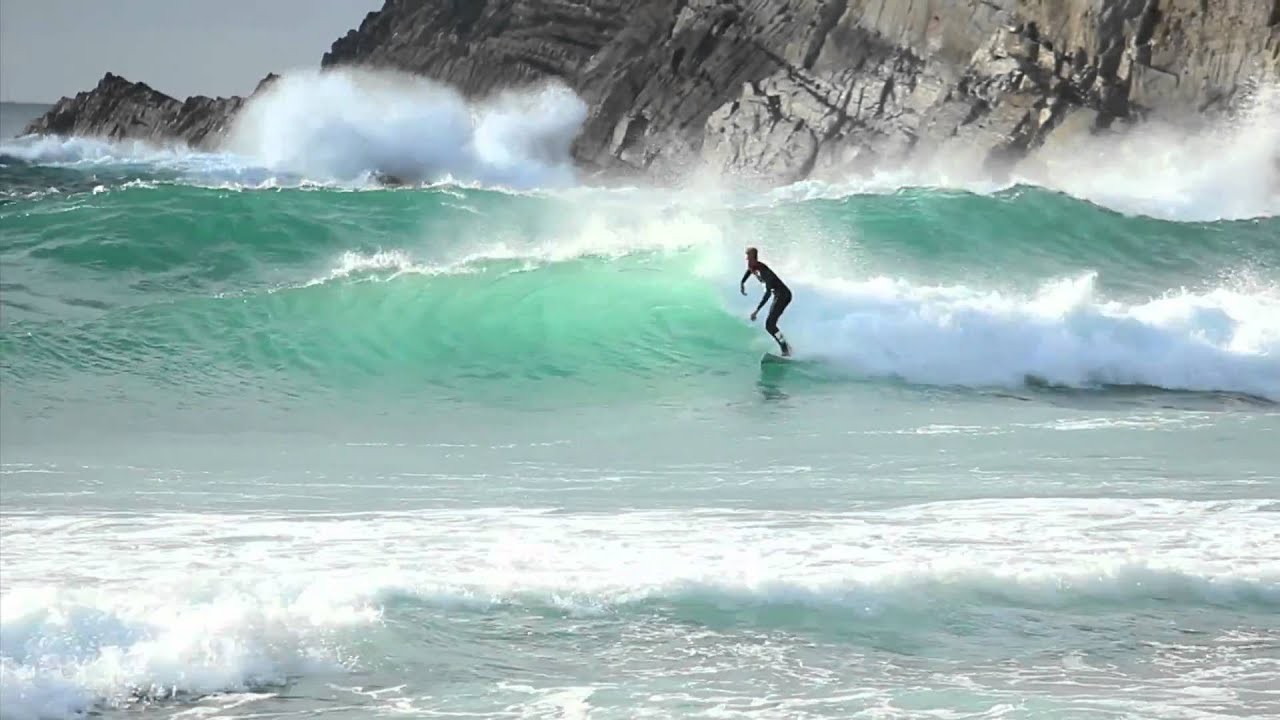 Harris Robinson Surfing Avoca & Bulls Paddock - YouTube