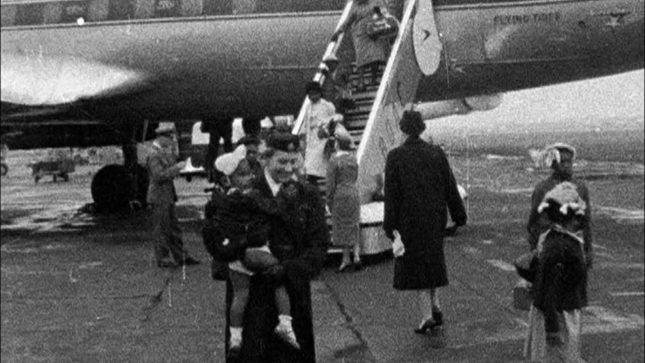 Prime Minister apologises to Windrush children | ITV News - YouTube