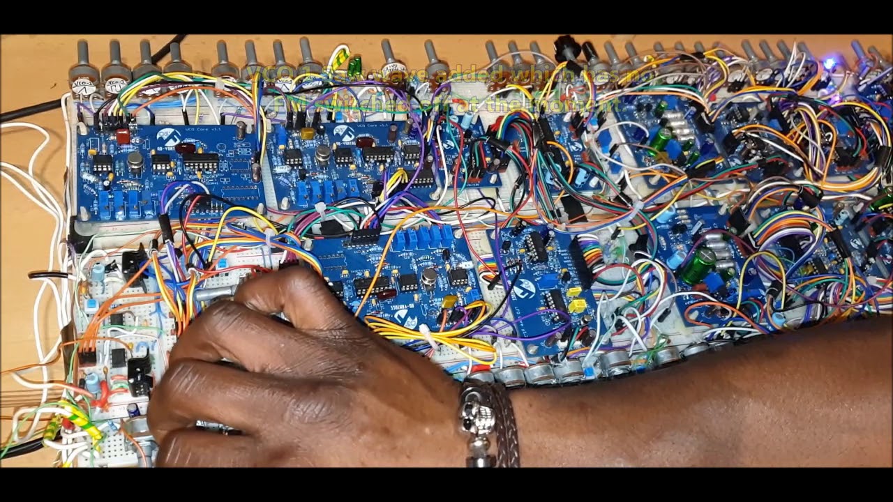 DIY analogue synth project (VCO PCBs Linear FM X mod) - YouTube