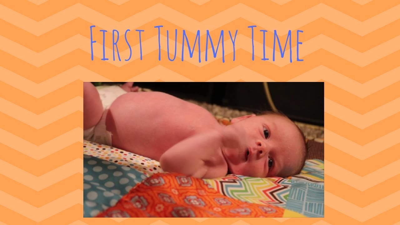 First Tummy Time / Baby vlog - YouTube