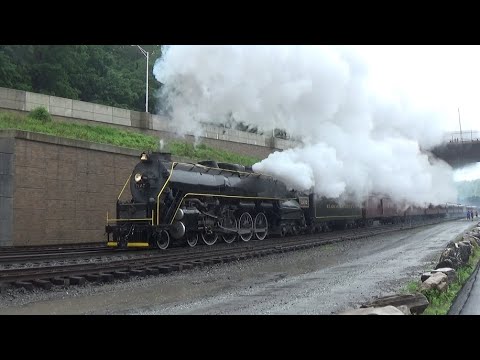2102 Steaming into Jim Thorpe - YouTube