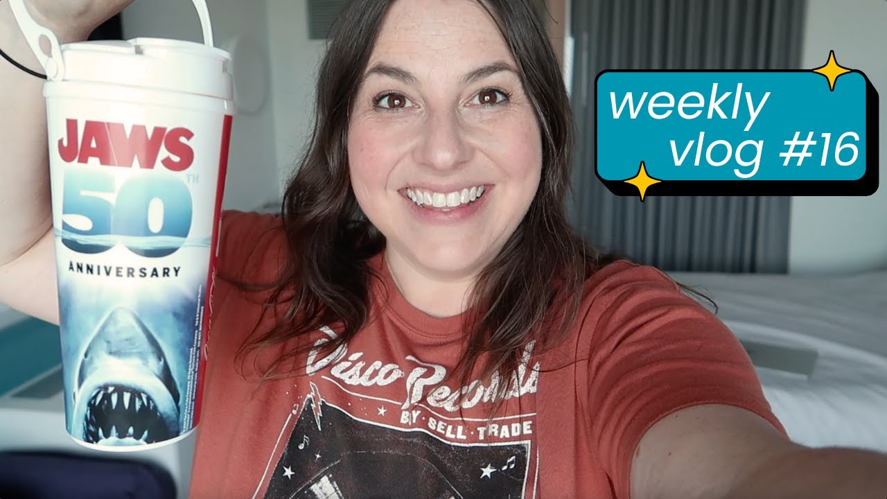 WEEKLY VLOG #16: Orlando Fringe Festival, Celebrating with Friends, and Catching Theme Park ...