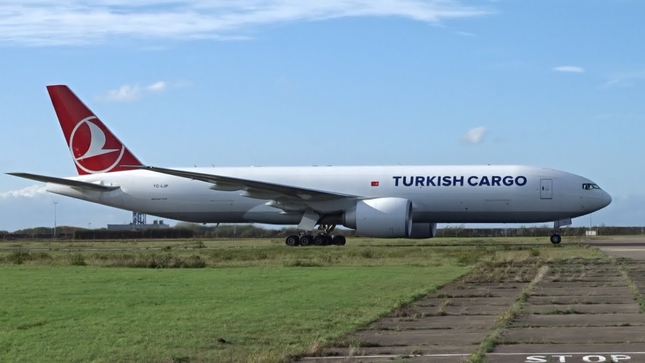 Turkish Cargo 777 - Arrival at Maastricht Aachen Airport - YouTube