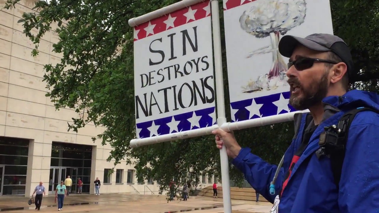 NRA National Convention Dallas, Texas Preaching, No Protests - YouTube
