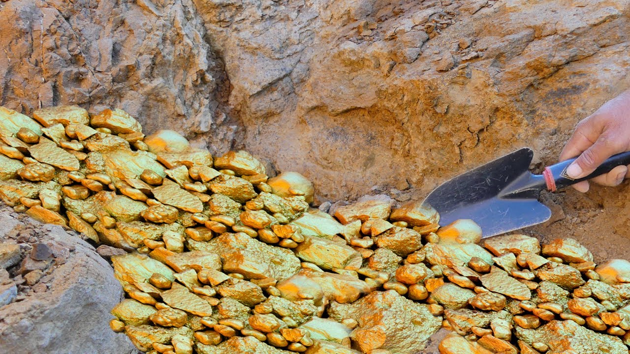 amazing finding gold! found a lot of gold under stone at mountain ...