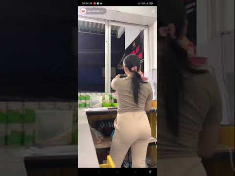 LIVE TIKTOK BELLA MOZA JUALAN JUS #live #livetiktok - YouTube
