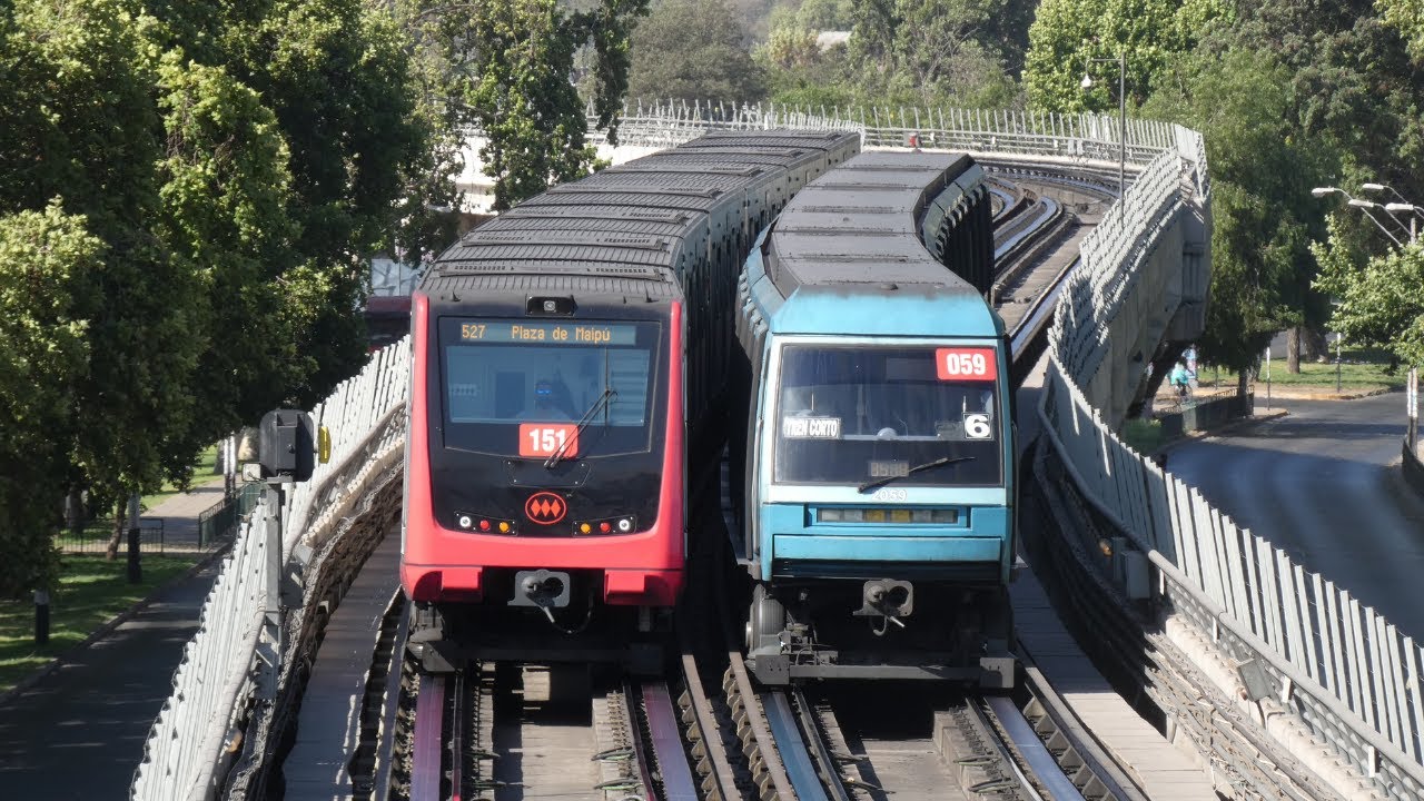 Trenes NS-74, NS-93 y NS-16 en estación Las Parcelas | Metro de ...