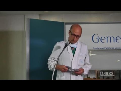 Il chirurgo Alfieri dopo l'intervento al Papa: «Sta bene ed è sveglio ...