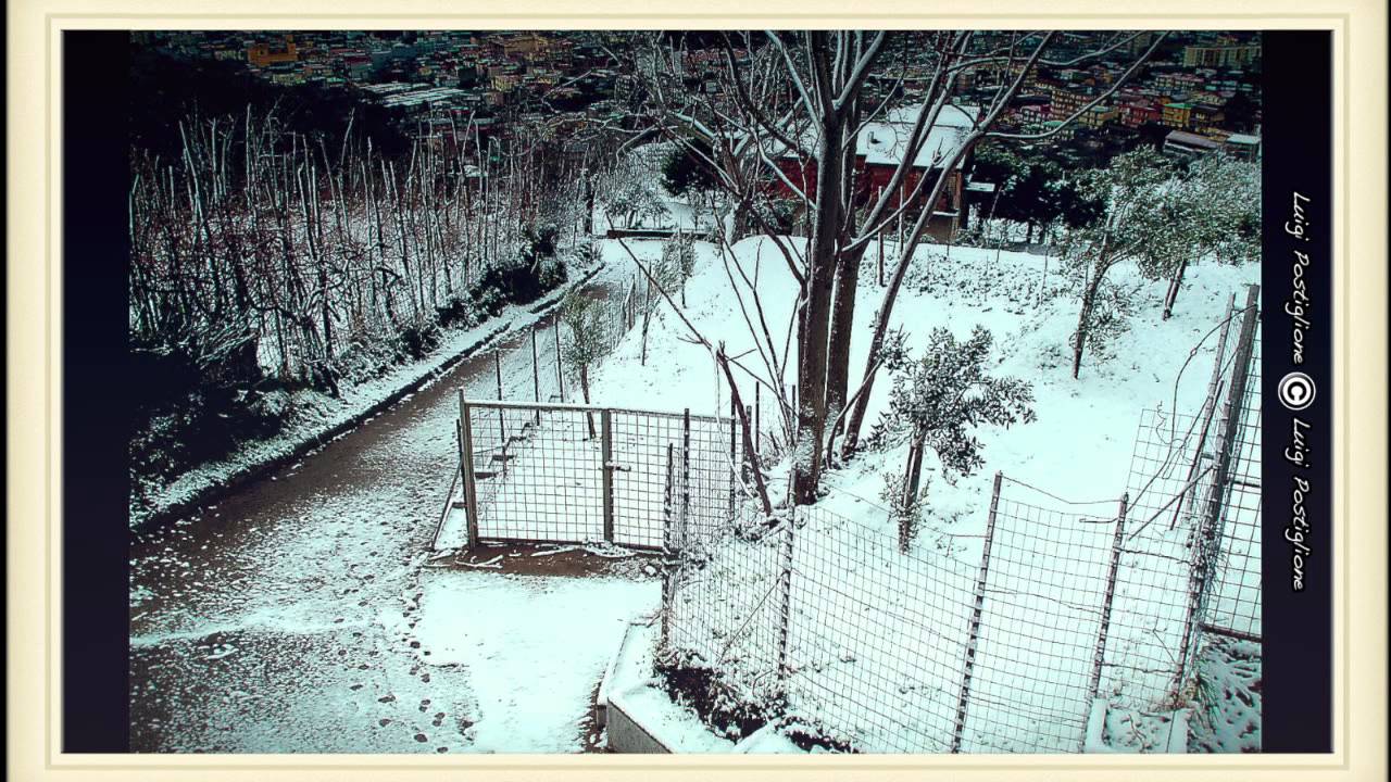SNOW IN NAPLES - PHOTOS - YouTube