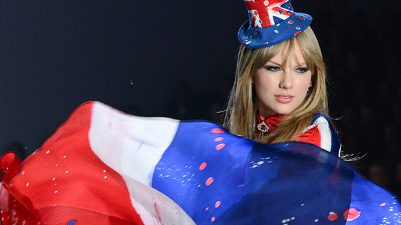 Taylor Swift Rocks Victoria's Secret Fashion Show - YouTube