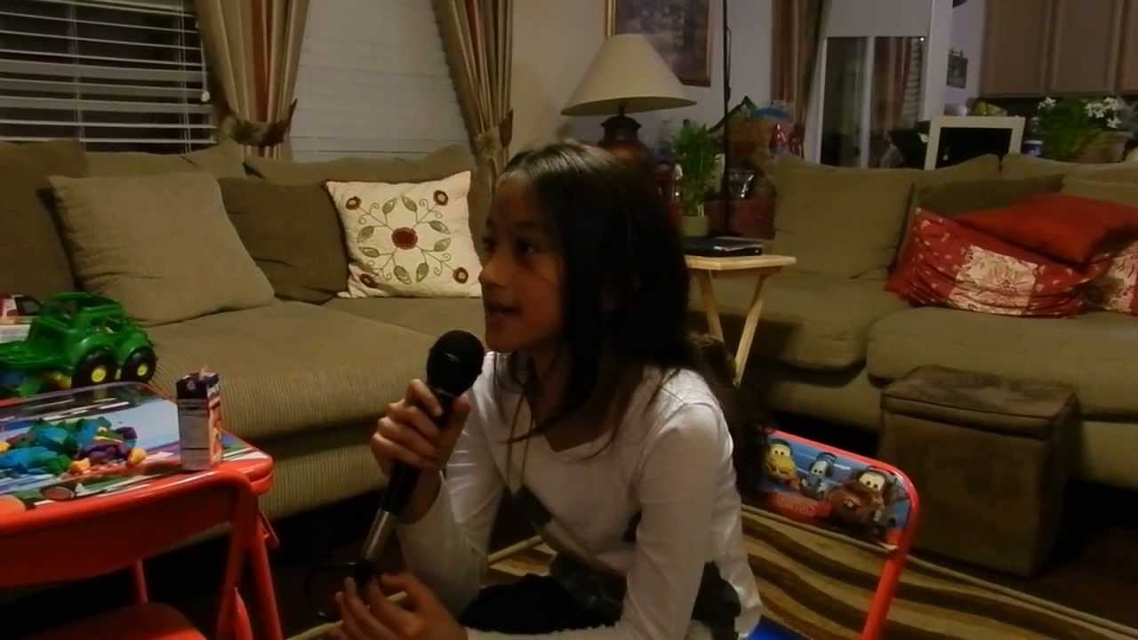 Daniela singing a cover of Marry Me by Bruno Mars - 11-16-13 - YouTube