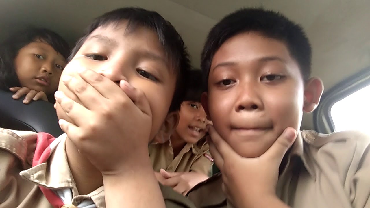 Vlog bareng fazriel rizky agustian dan uzumaki family - YouTube
