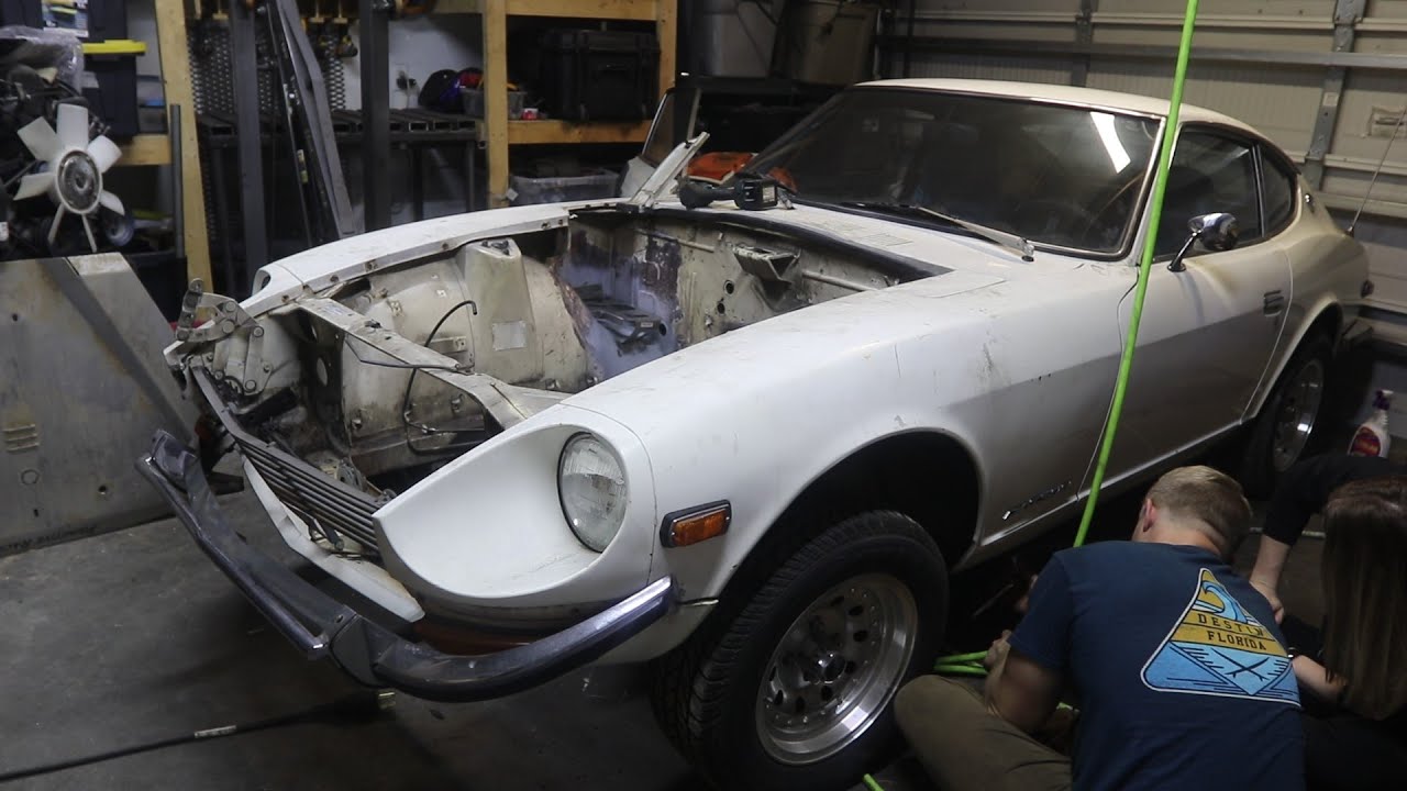 71 Datsun 240z Project | Front End Disassembly - YouTube