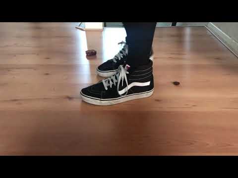 Crushing cake and a fly. Vans crush