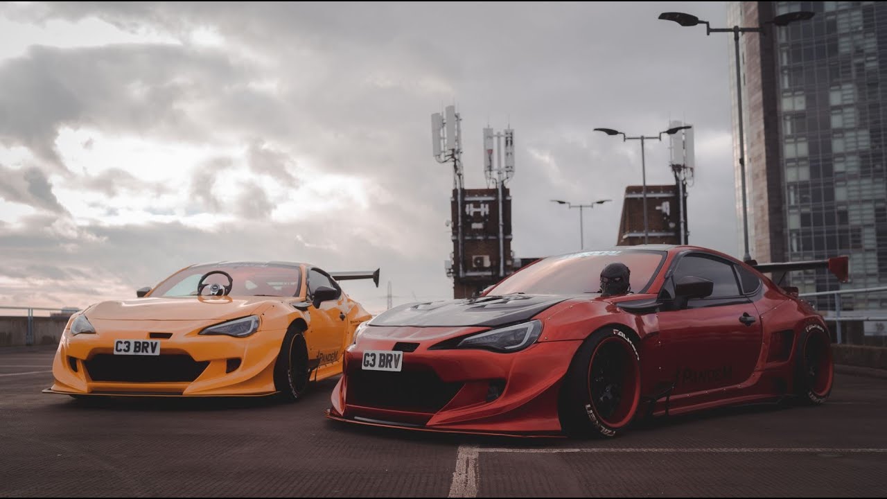 Twin Widebody Liberty Walk GT86's Owned By Brothers - YouTube