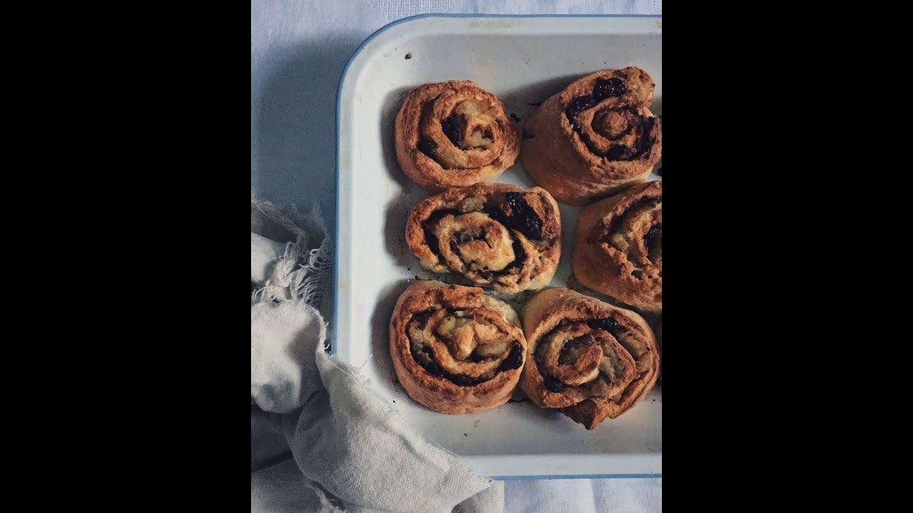 Stewed Apple & Raisin Cinnamon Scrolls - YouTube