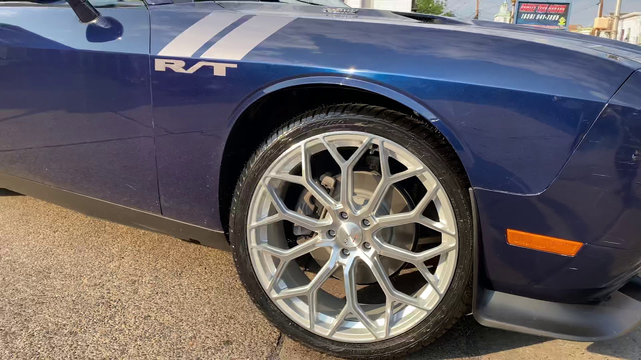 22s Gianelle Monte Carlo Wheels on a Challenger - YouTube