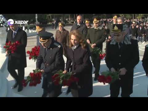 Xalq Ulu Öndərin xatirəsini ehtiramla yad edir