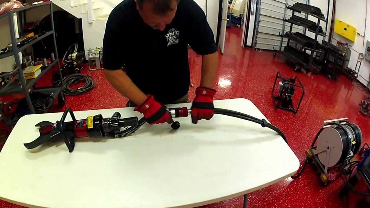 TNT RESCUE SYSTEMS NEXUS COUPLER DEMO - YouTube