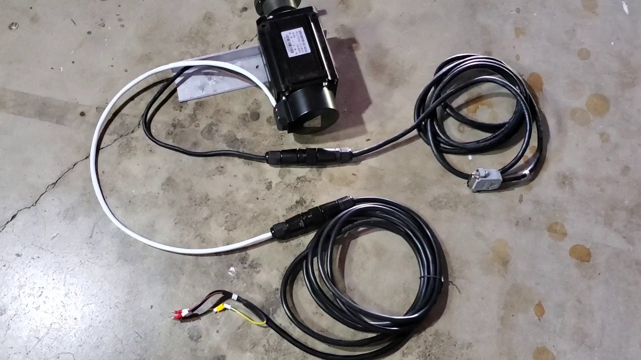 AASD-15A servo with shielded power cable - YouTube