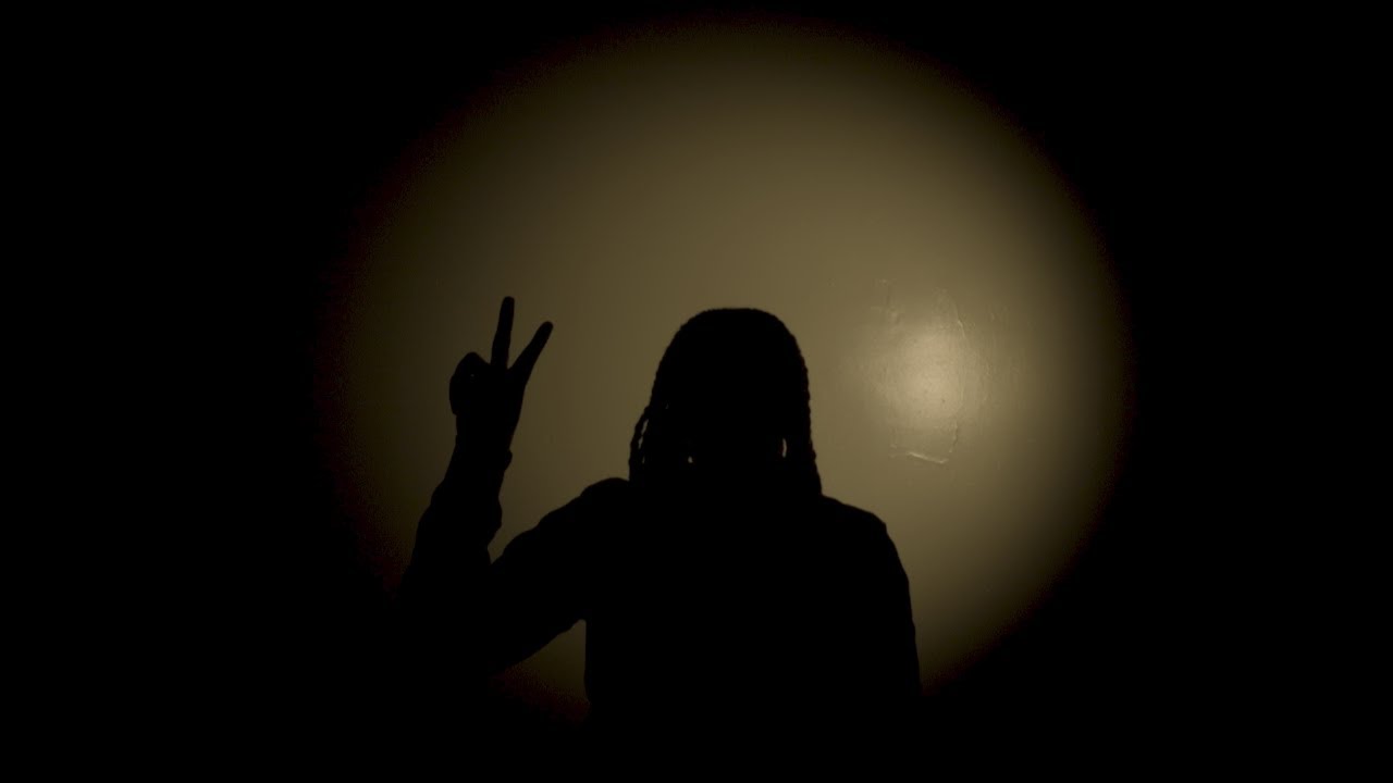 HOW TO LIGHT A SILHOUETTE - YouTube