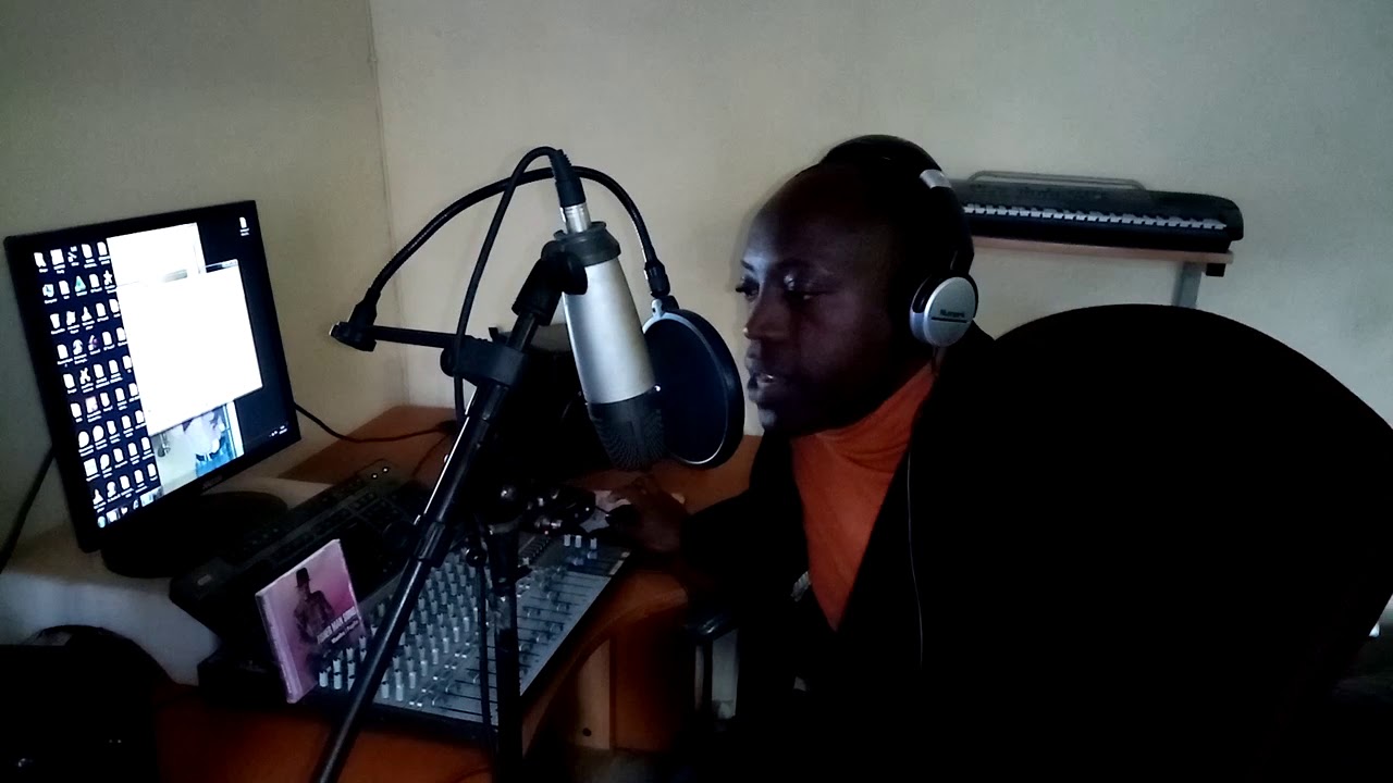 Dj Brian Rikhotso Radio Presenter @MLFM (Calvin Mabasa Imitation) - YouTube