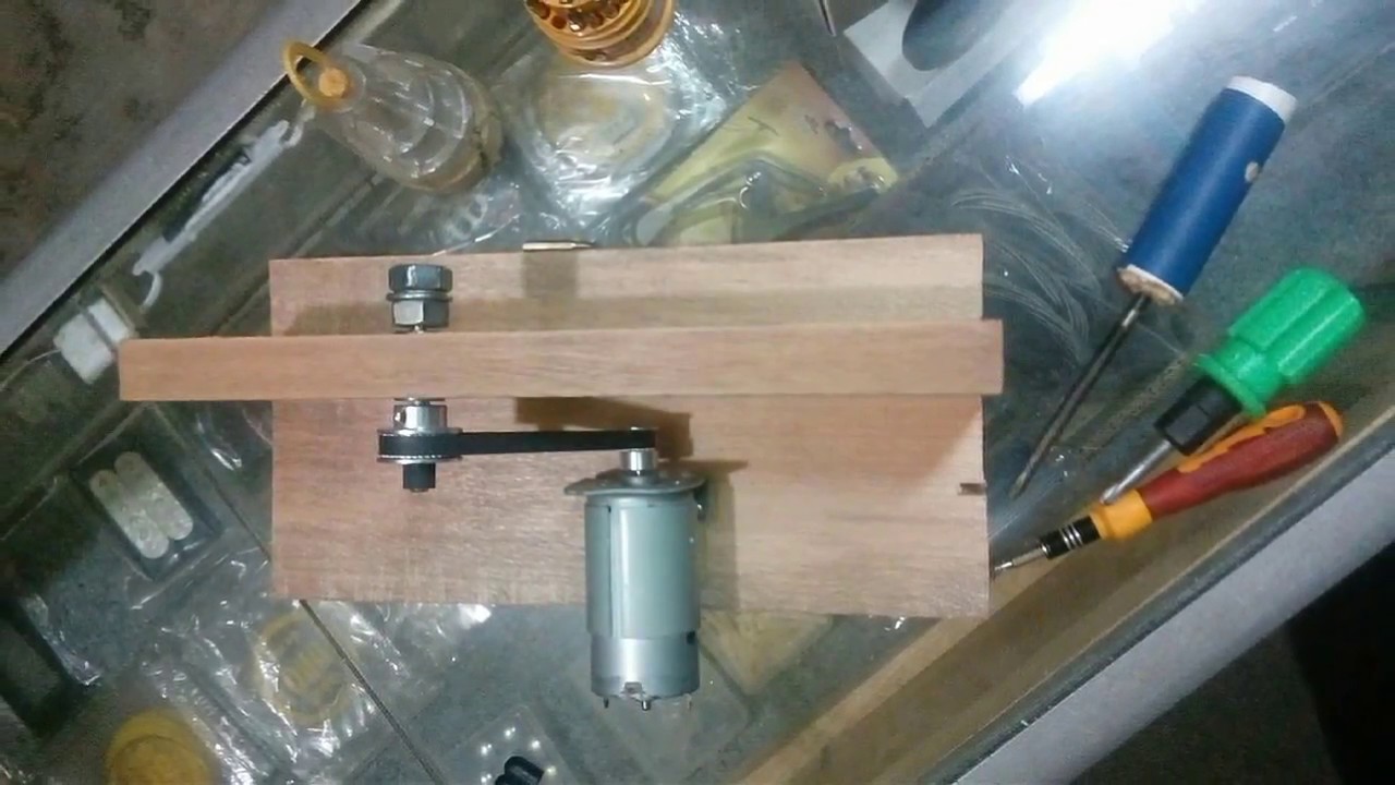 Homemade mini circular saw - YouTube