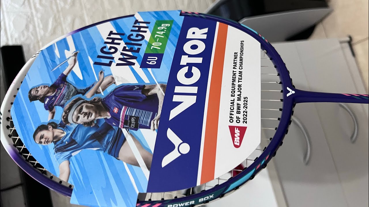 Unboxing Raket Victor Thruster HMR L Warna Terbaru - YouTube