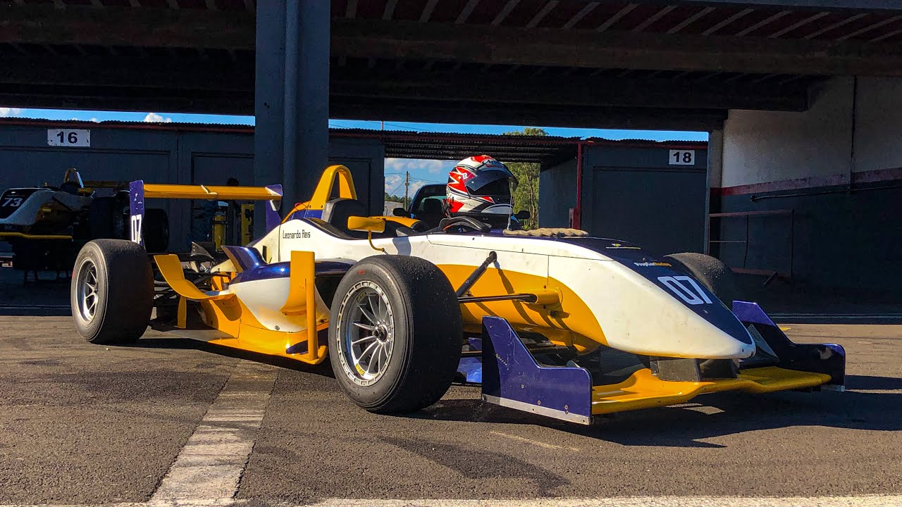 Volta de F3 em Tarumã 1:01.660 (Dallara F309 Sudam) - YouTube