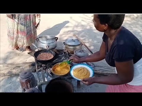 Cooking Most Delicious meal in Rural Zimbabwean village - YouTube