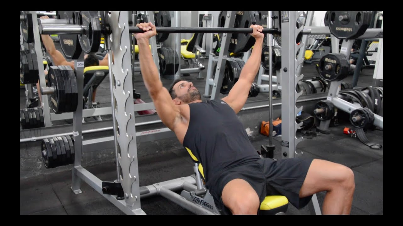 Supino inclinado smith - 4personal - YouTube
