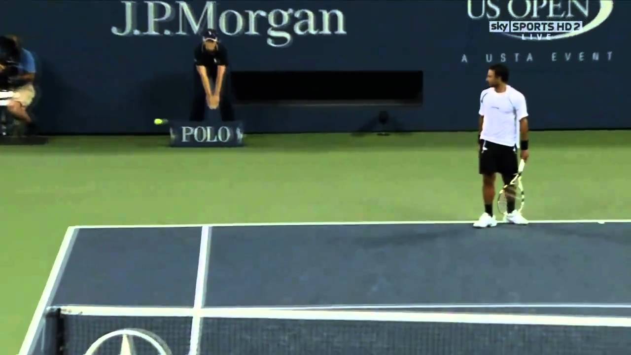 GRF : Roger Federer Moments --- Shot between the legs US Open 2010 ...